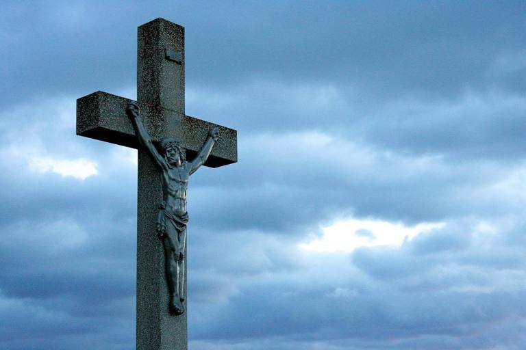 100 Versets Biblique De Protection. Chercher La Protection Divine.